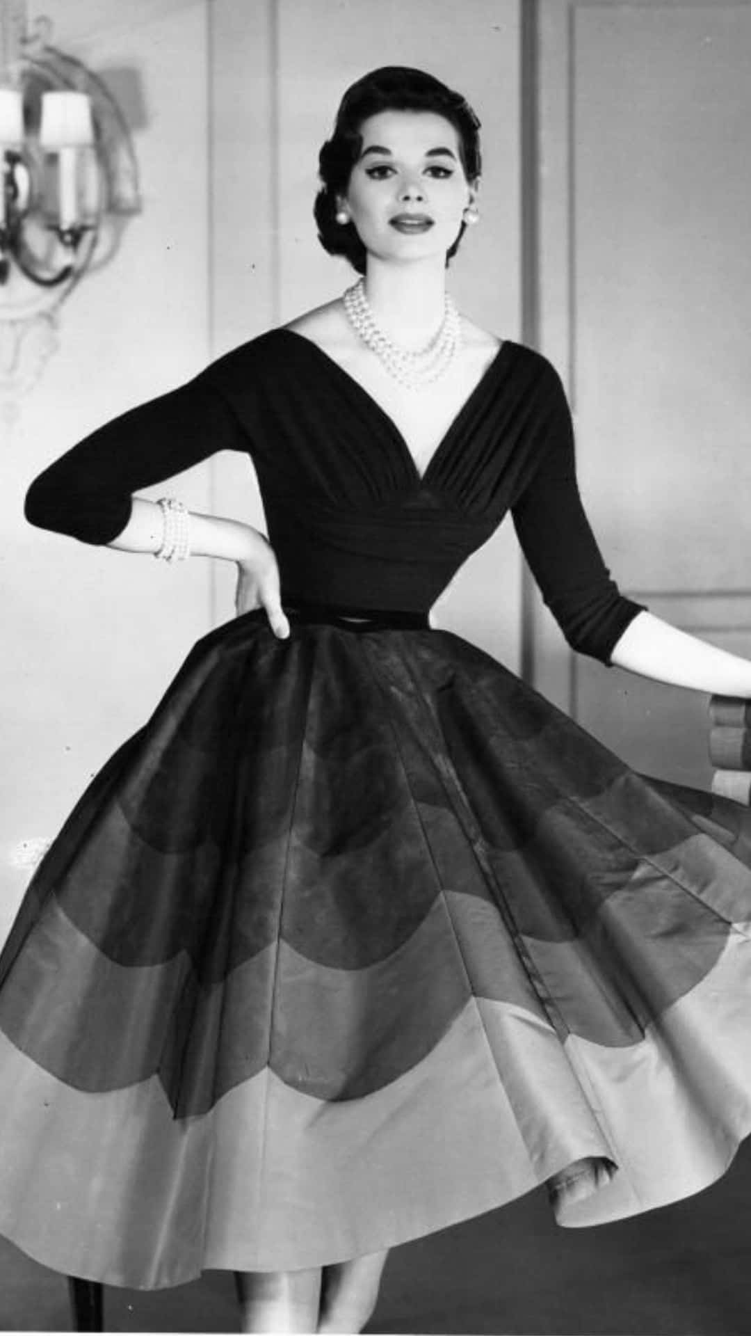 50 Fashion Styles And What They Mean With Examples & Pictures - Classic ...