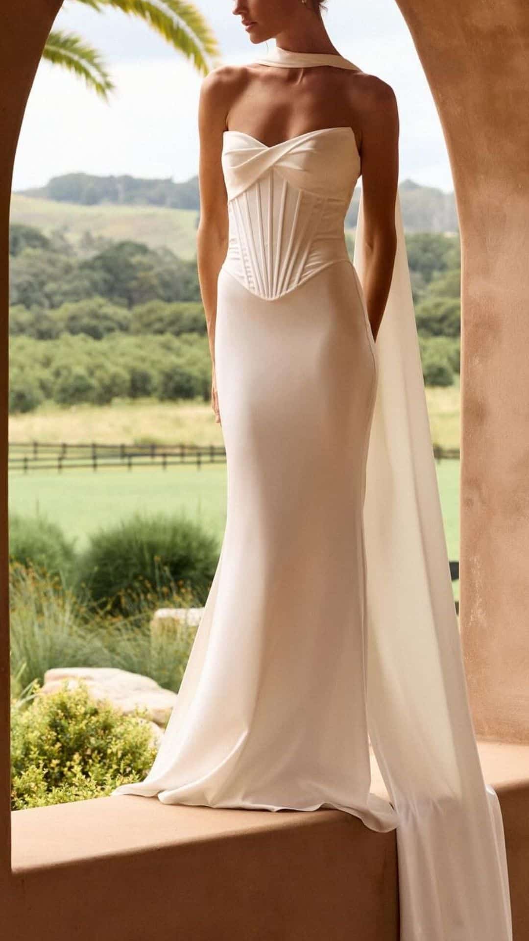 58 Stunning Basque Waist Wedding Dress Ideas: Corset Bodice Designs for ...